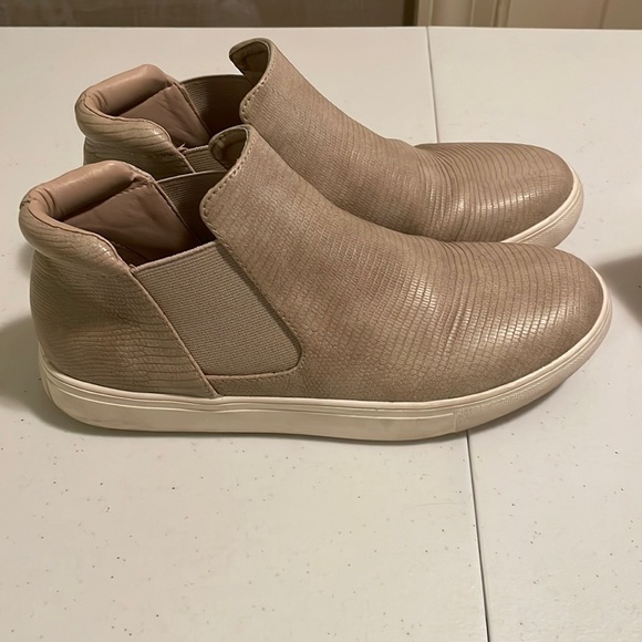 Coconuts by Matisse | Shoes | Coconut Booties | Poshmark